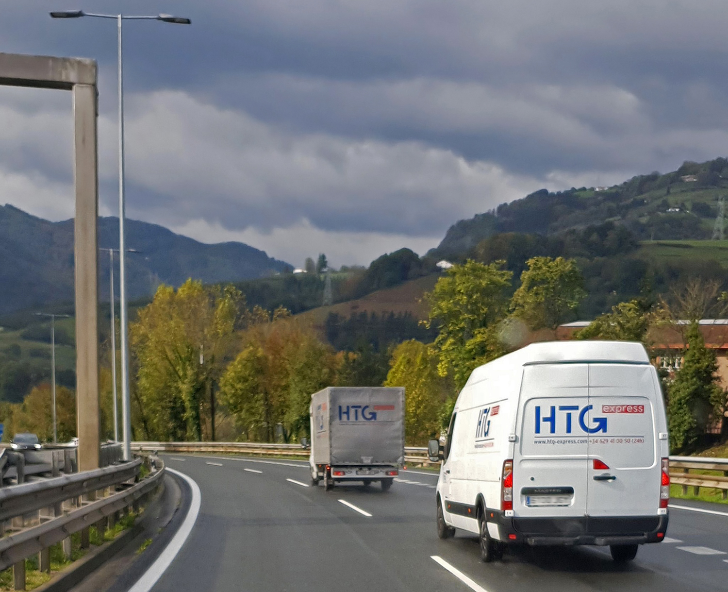 How vans are winning the road transport race - HTG Express